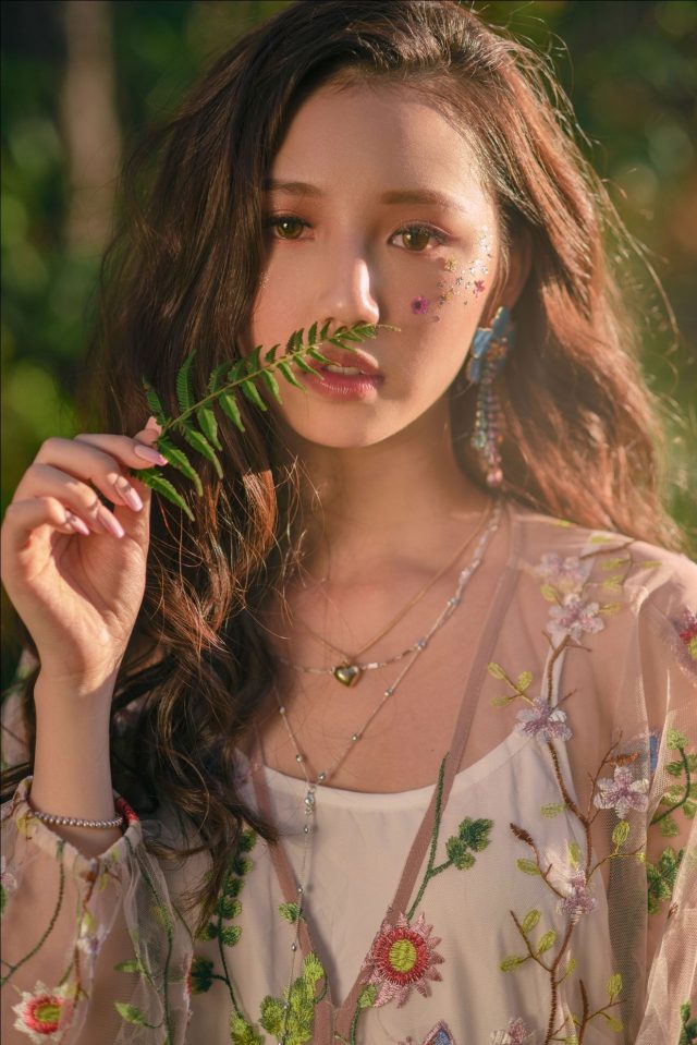 The Rookie Girl of ST. 319 - AMEE Officially Debuts with “Anh Nha O Dau ... The Rookie Girl of ST. 319 - AMEE Officially Debuts with “Anh Nha O Dau ...